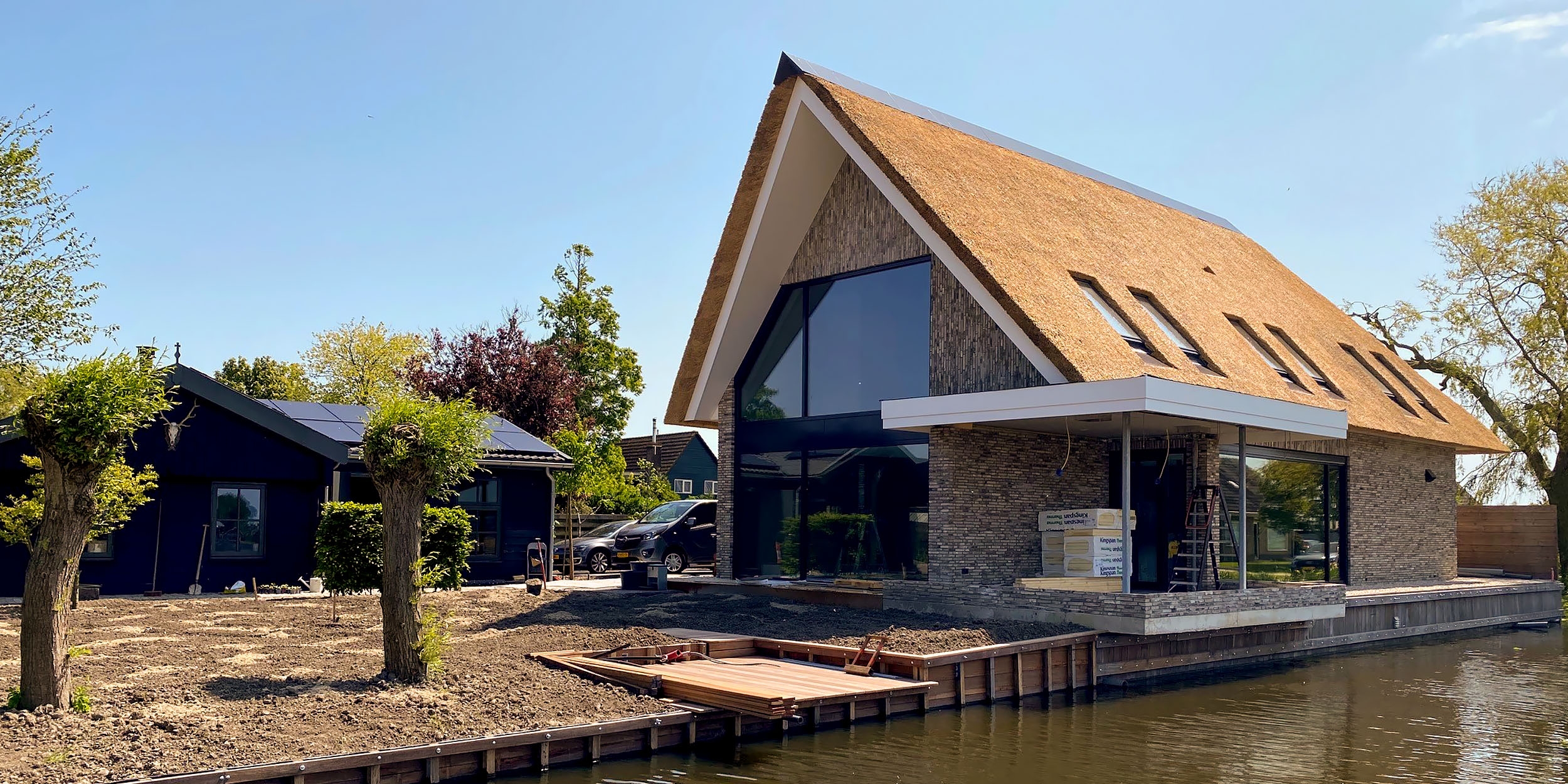 BOUW 85 PREFAB BOUWCONSTRUCTIES